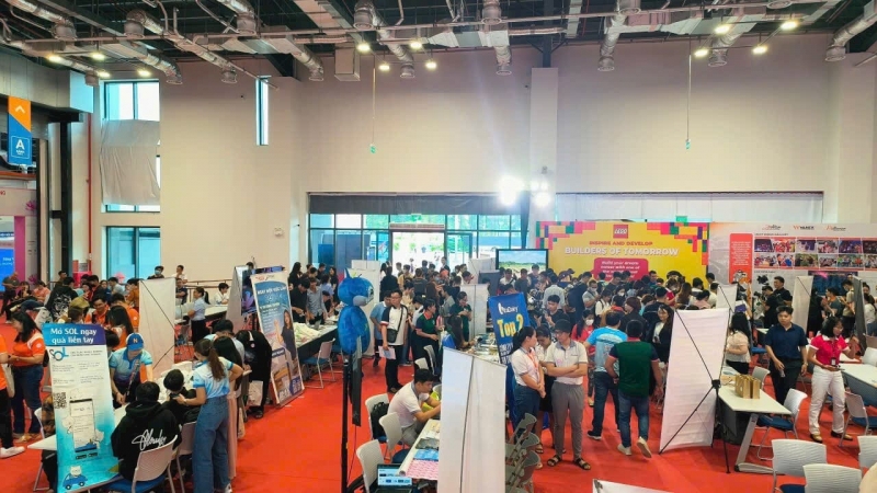 Dong Nam Advertising and Commercial Promotion JSC